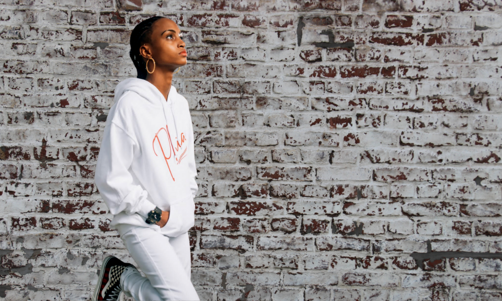 Phia Is Buzzin’ and Her Vibe’s Exceptional. Look Out World! – Ebuzztt.com